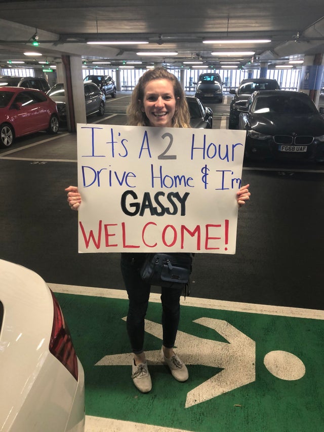 60 hilarious airport signs that make people look again