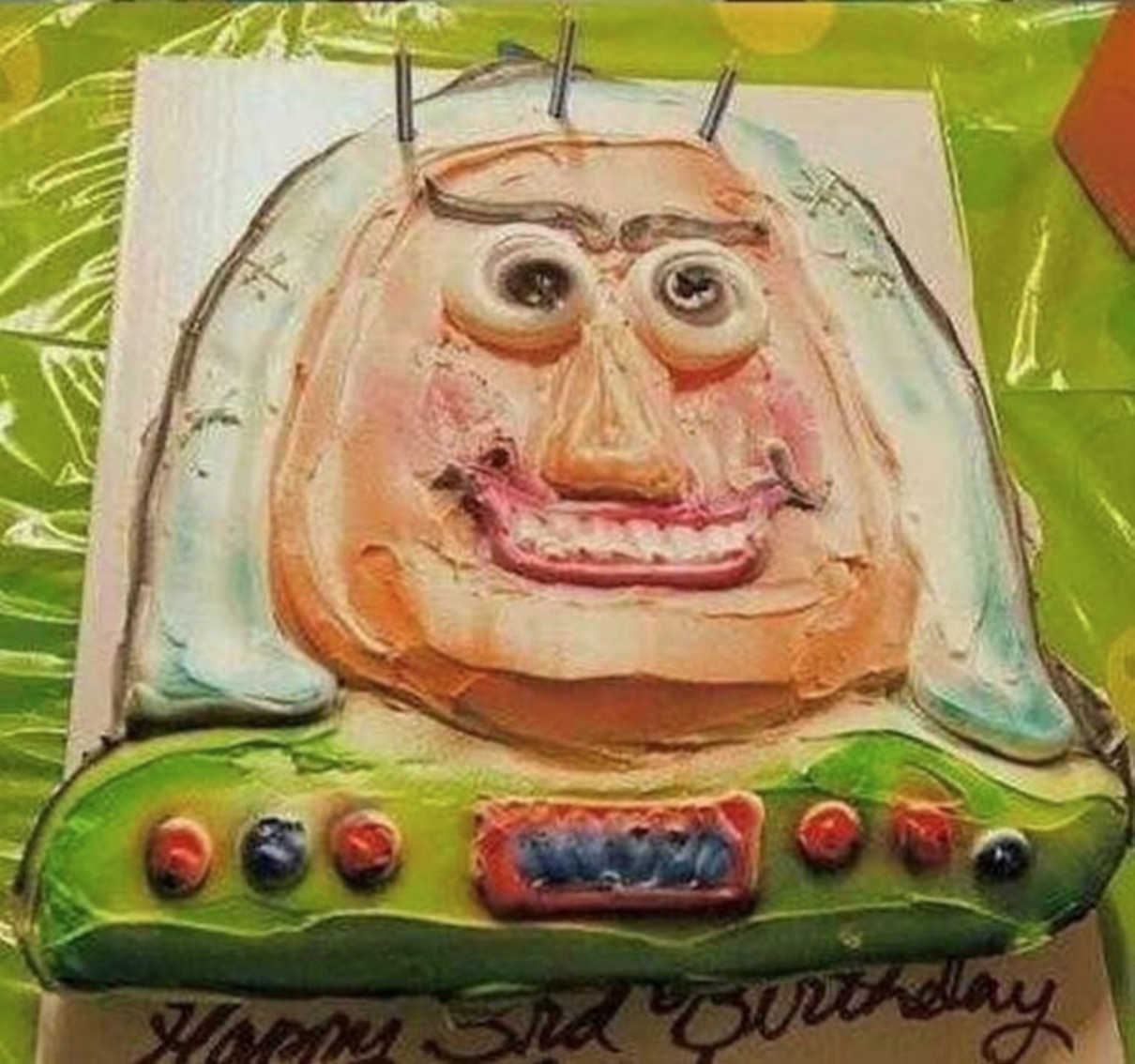 35 Funny Kid’s Birthday Cake Fails