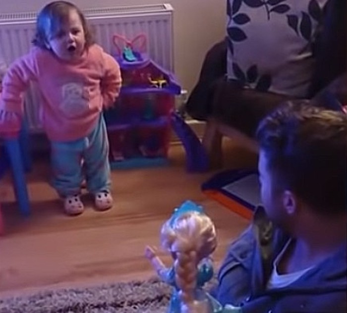 Babies And Their Daddies Get Into Adorably Cute Arguments