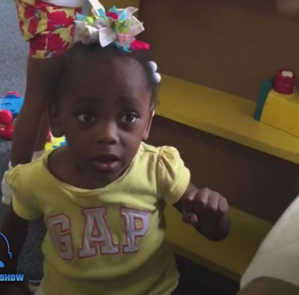 Hilarious toddler doesn’t like being put in time out