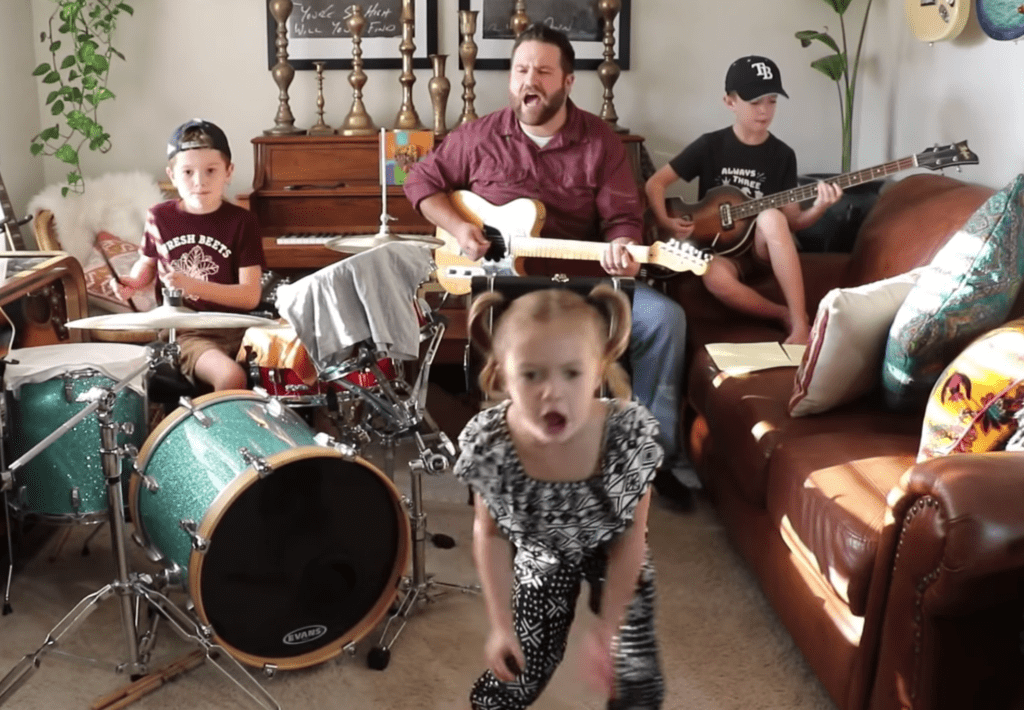Little girl steals spotlight with epic dance moves during family band’s ...