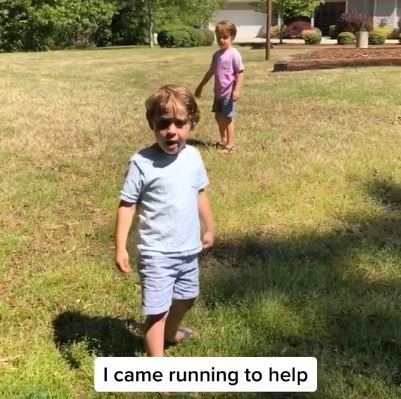Twin Adorably Comes To Brother’s Rescue