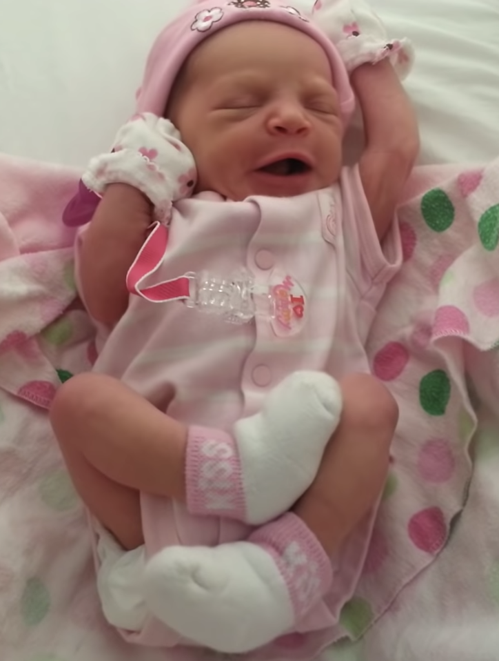 Infant Baby Girl’s Morning Stretch Is Too Cute