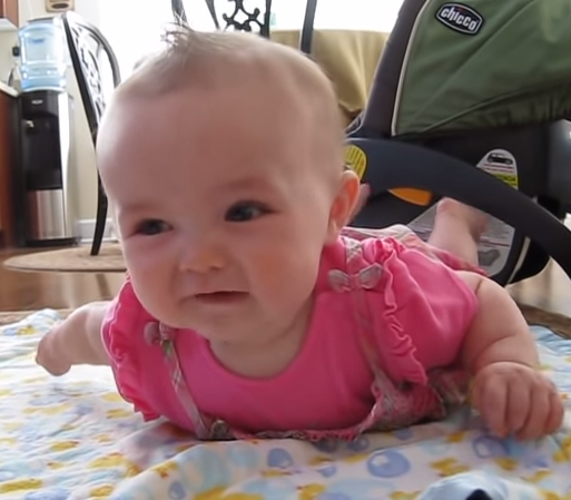 Baby Has Heart-Melting Conversation With Mommy