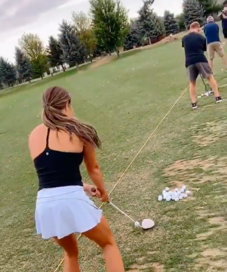 Baby has nonstop laugh at mom’s golfing fail