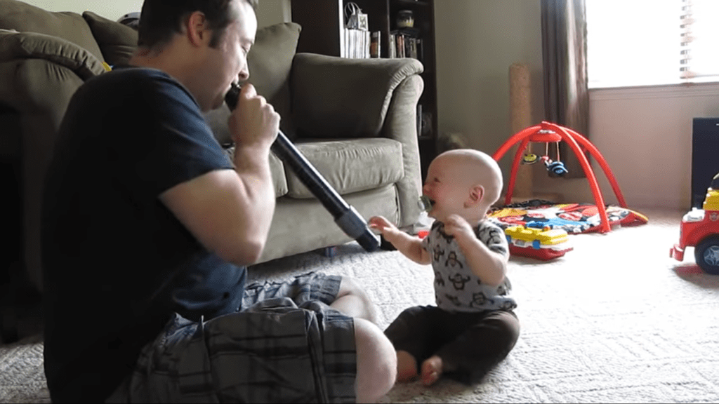 Baby’s heartfelt laugh over dad’s antics steals hearts