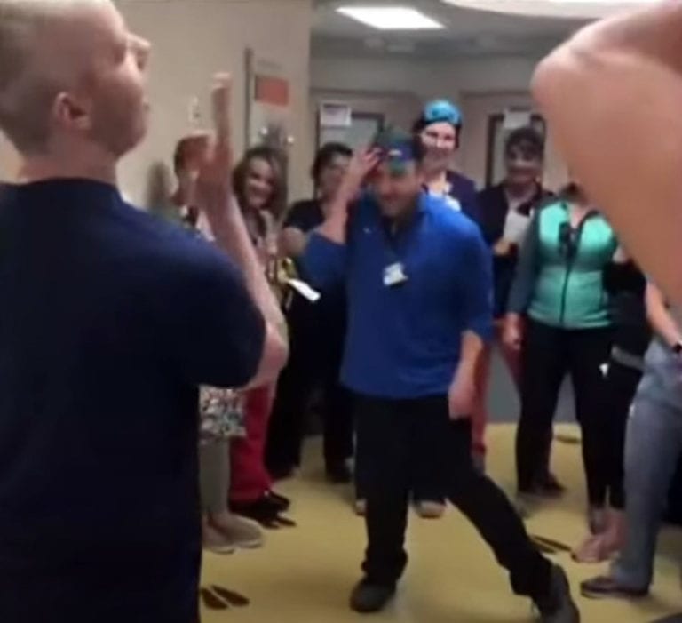 Nurse spreads joy around children’s hospital with his fun dancing and ...