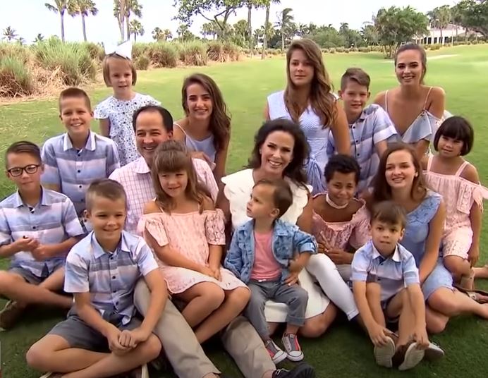 Mom that always wanted a big family gives us an inside glimpse of life ...