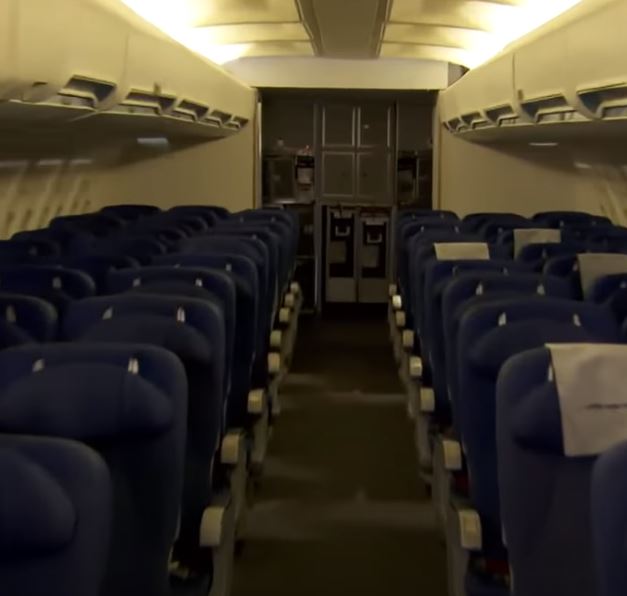 Passenger Kindly Gives Up First Class Seat To Mom And Sick Baby