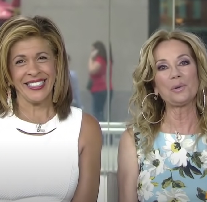 8-year-old breaks down into hysterical tears on live TV when she sees ...