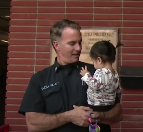 Firefighters take care of baby dropped off at station then she finds ...