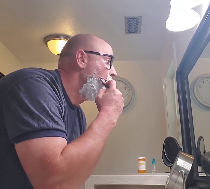 Man who grew up without a father makes loving ‘how-to’ videos for kids ...