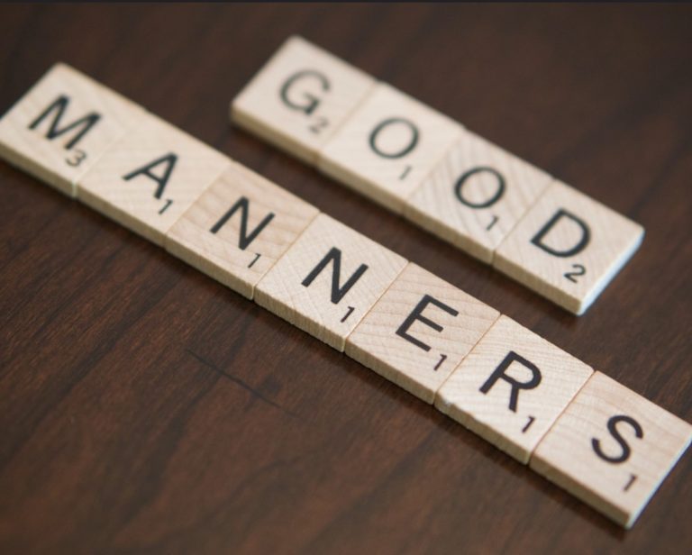 10 must know manners parents need to teach their kids today