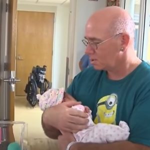 47-year-old goes to hospital not expecting to give birth 1 hour later