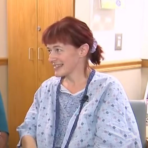 47-year-old goes to hospital not expecting to give birth 1 hour later