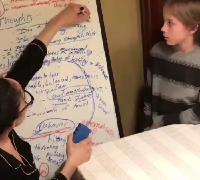 Octomom’s famous octuplets are now in 8th grade. Here’s what they look ...