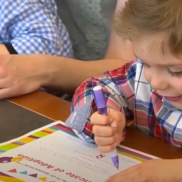 Couple gives 3 young brothers a forever home so they can grow up side ...