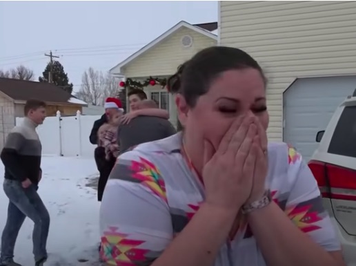 Parents of 12 working multiple jobs to support their family get ...