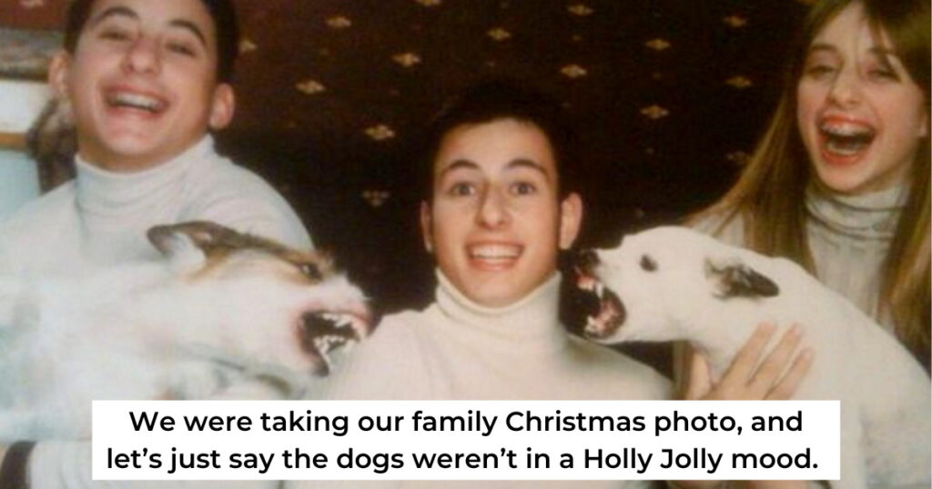 30 Families Whose Christmas Pics Turned Hilariously Awkward