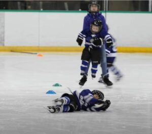 Hockey coach puts microphone on his 4-year-old son to hear what he's ...