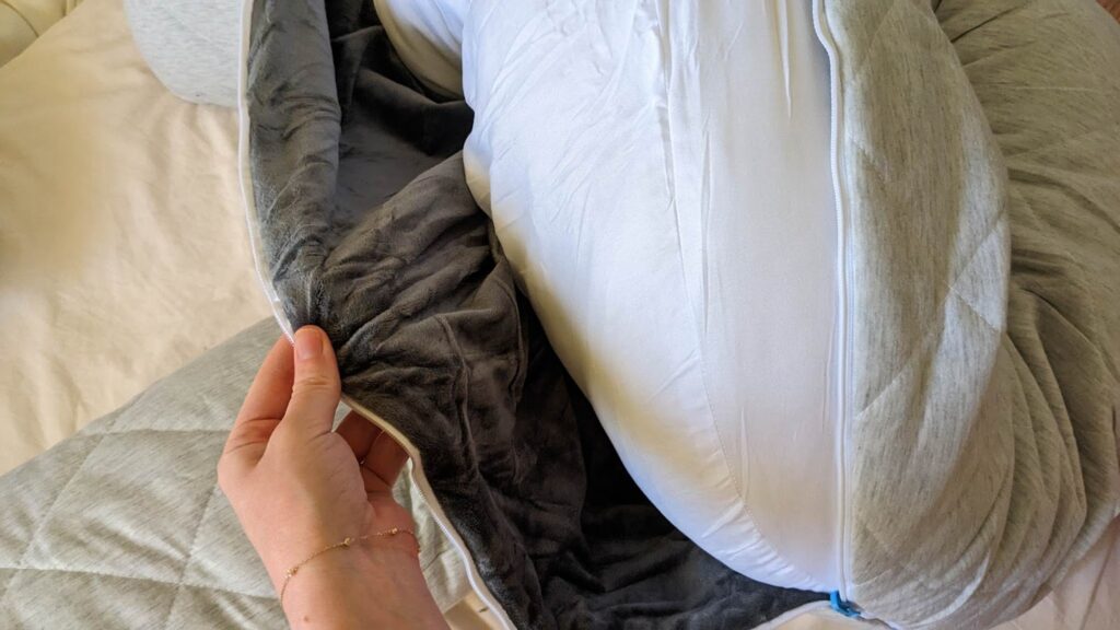 I Tried The Best Pregnancy Pillows For 1 Week Each – Here’s What ...