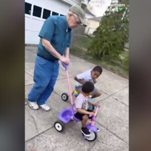 Widowed elderly man gets second chance at a family when family of 7 ...