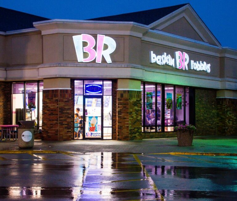Adorable baby takes 1st bite of ice cream and it turns out hilarious