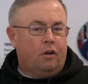 Teen girl “sent to office” and suspended gets adopted by the school ...