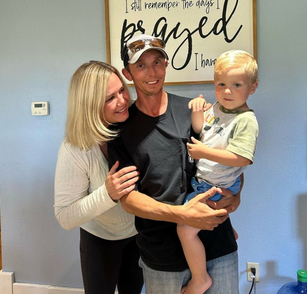 Man uproots family and moves to Texas to “fight” for ex-wife’s baby ...