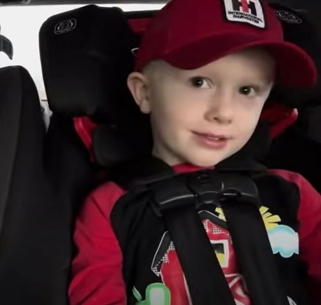 Young man uses adorable analogy about prayer to explain why “boo-boos ...