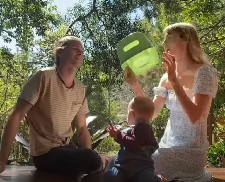 Mom and dad share how they fully potty trained their baby girl at just ...